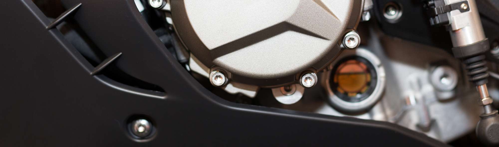 CHECK THE OIL THROUGH THE INSPECTION WINDOW | HOME