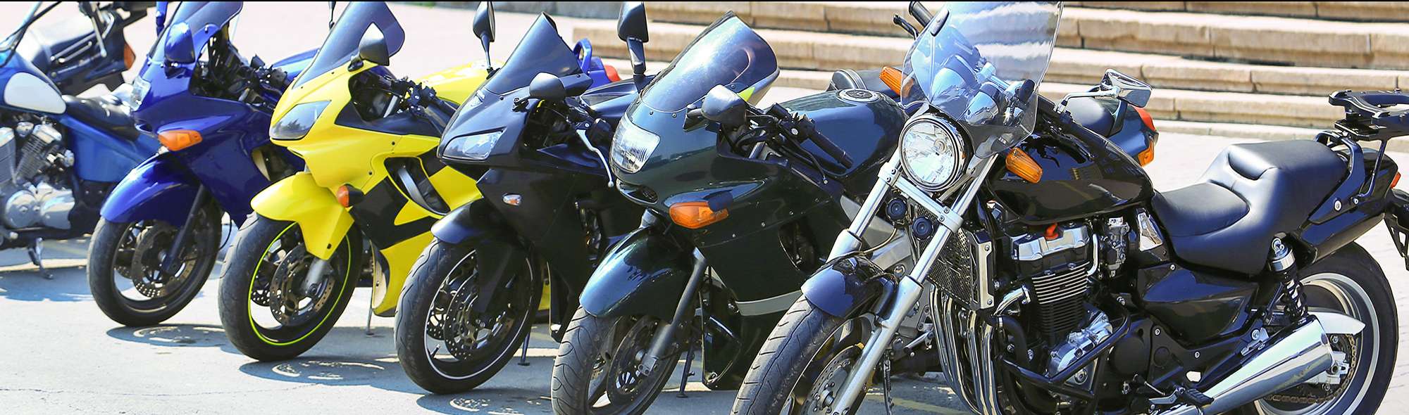 Motorcycle engine oils | Castrol Caribbean, Central & South America ...