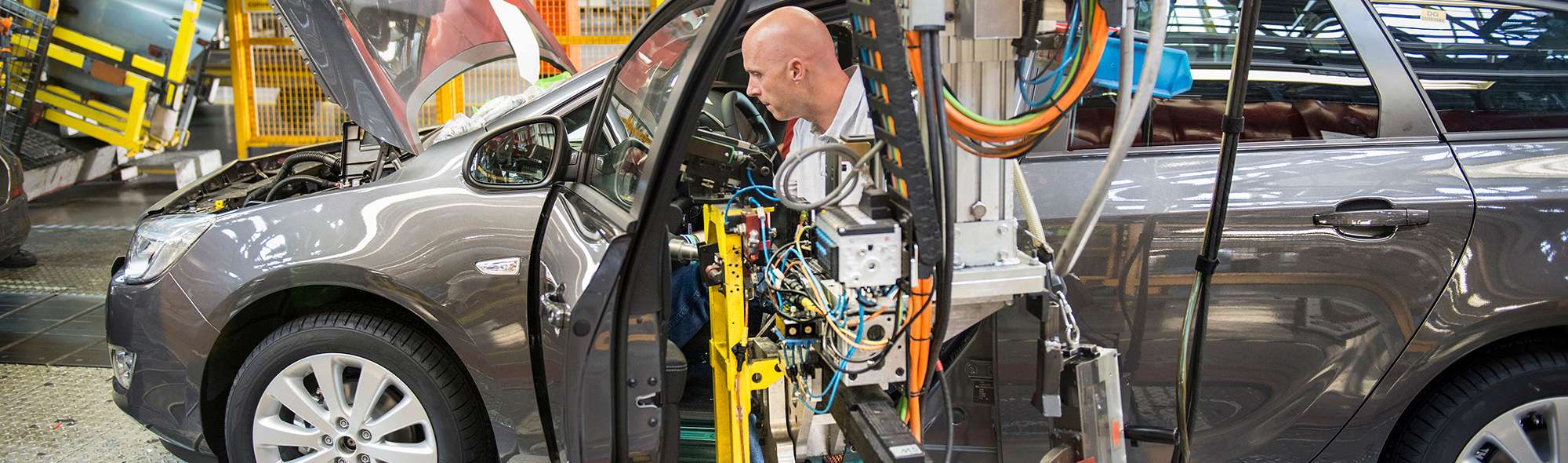 Assembly and painting workshop | Castrol India