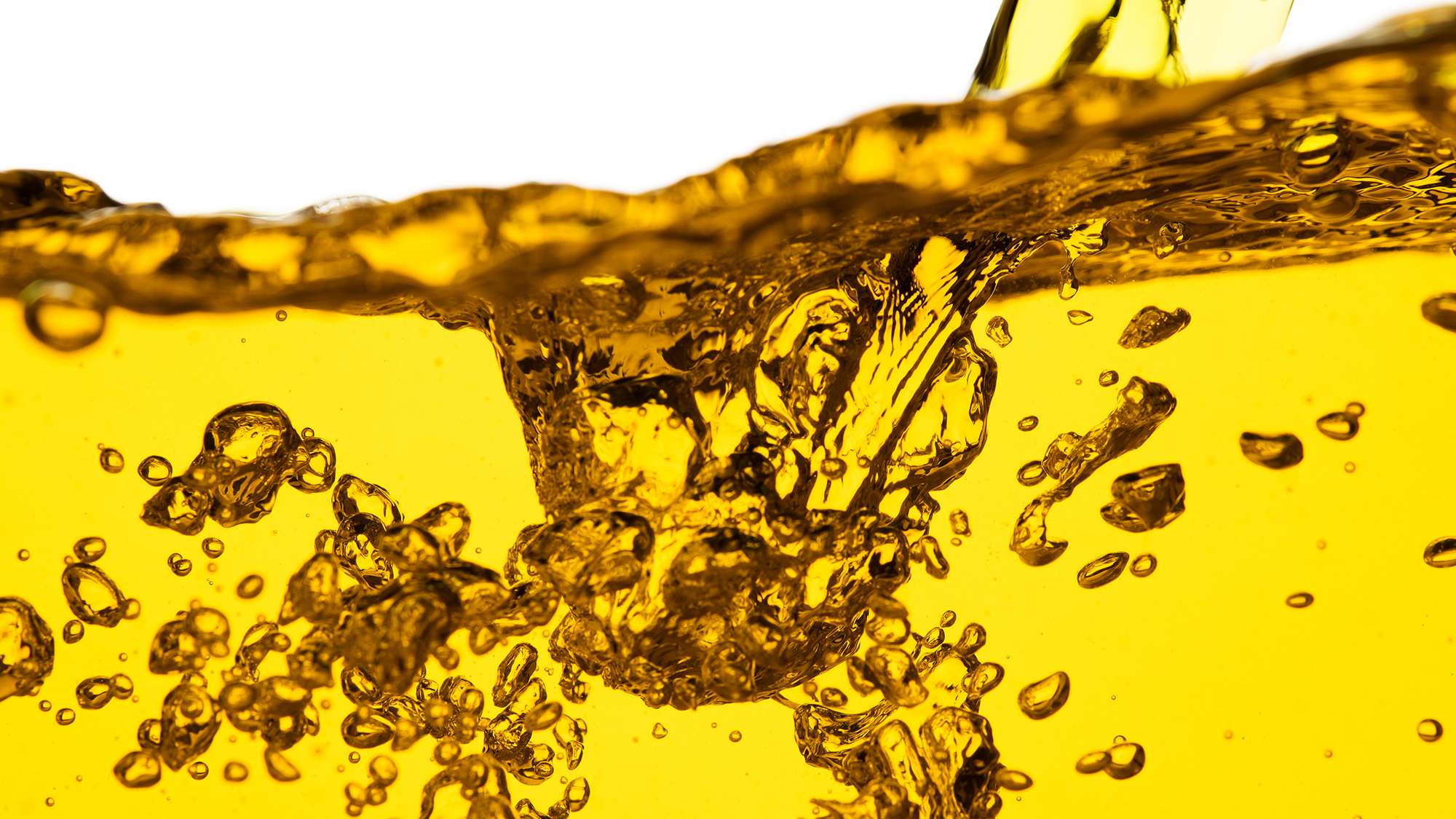 What is Synthetic Oil? Synthetic vs Regular Oil | Castrol® USA
