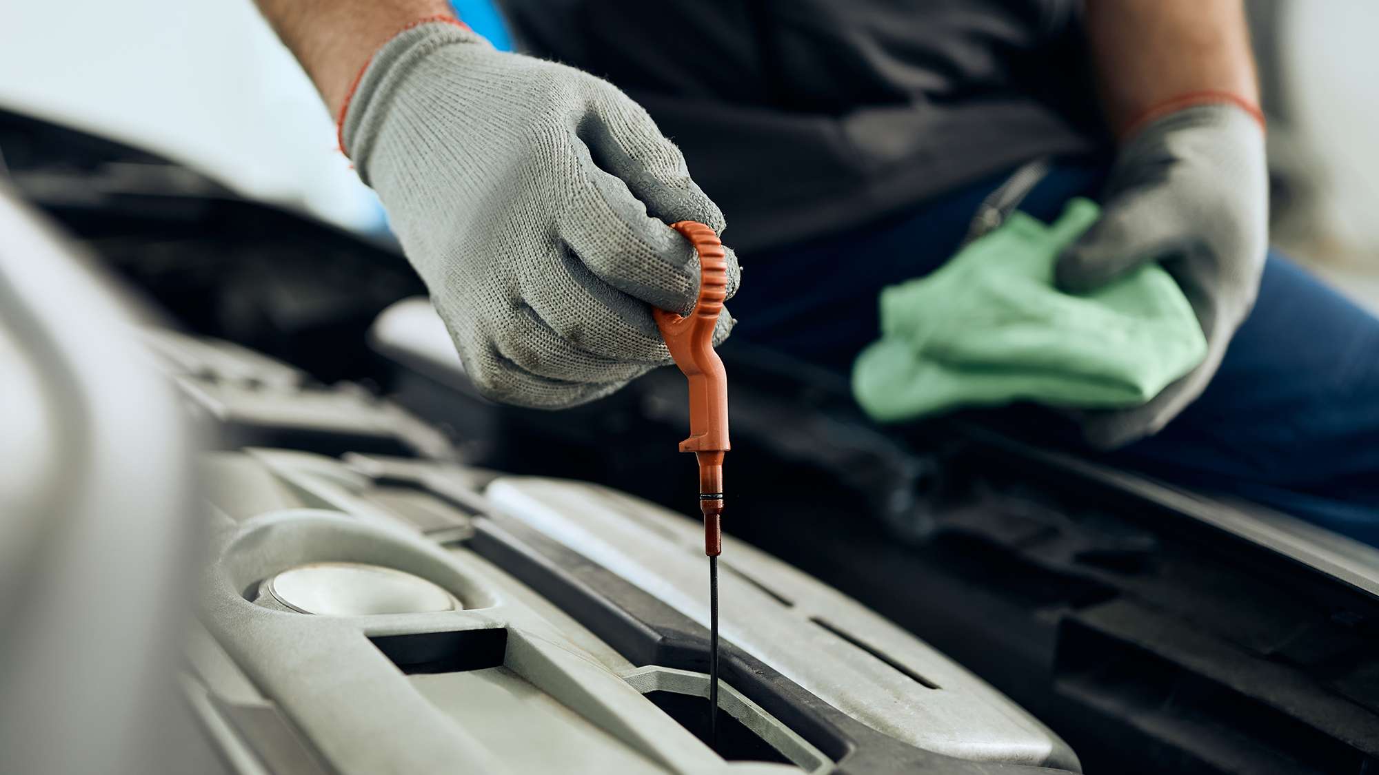 How to Check Oil in Car: When & How Often | Castrol® USA