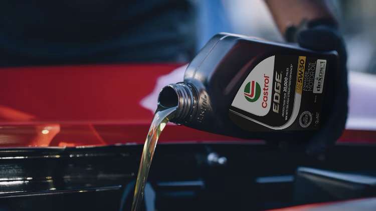 What is motor oil? Comparing different oils | Castrol® USA