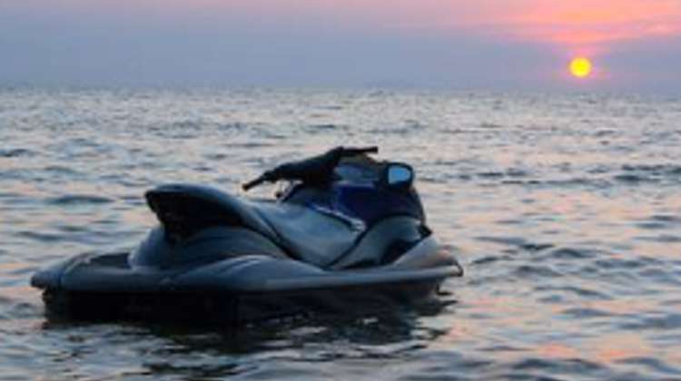 What is a Two-Stroke Engine? | Castrol® USA