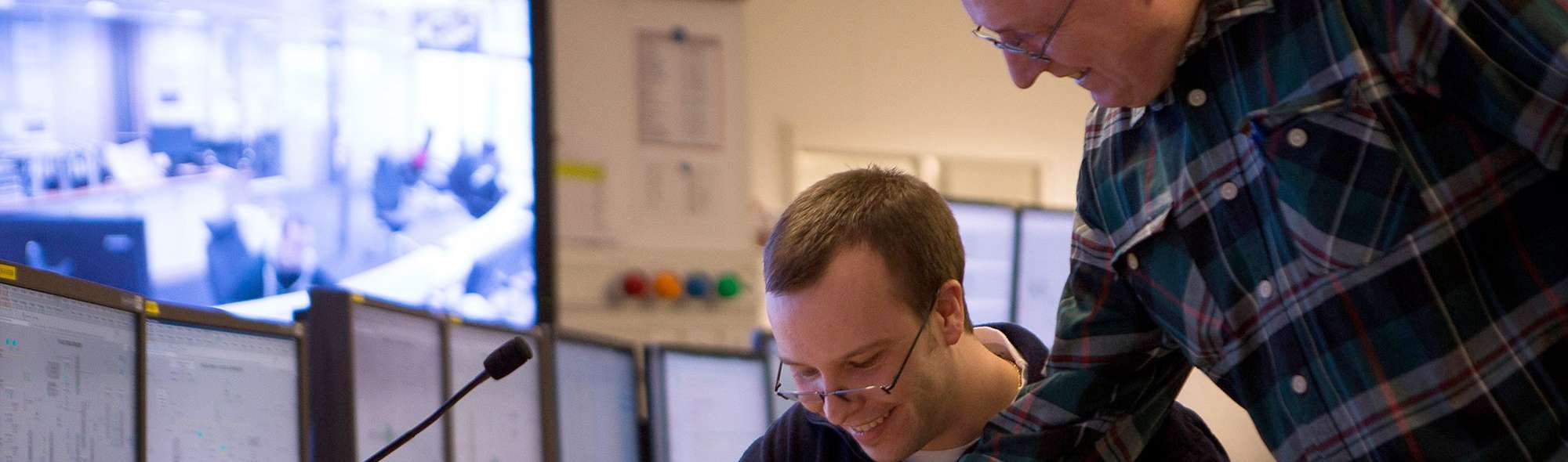 CONTACT OUR EXPERTS | CASTROL ARGENTINA