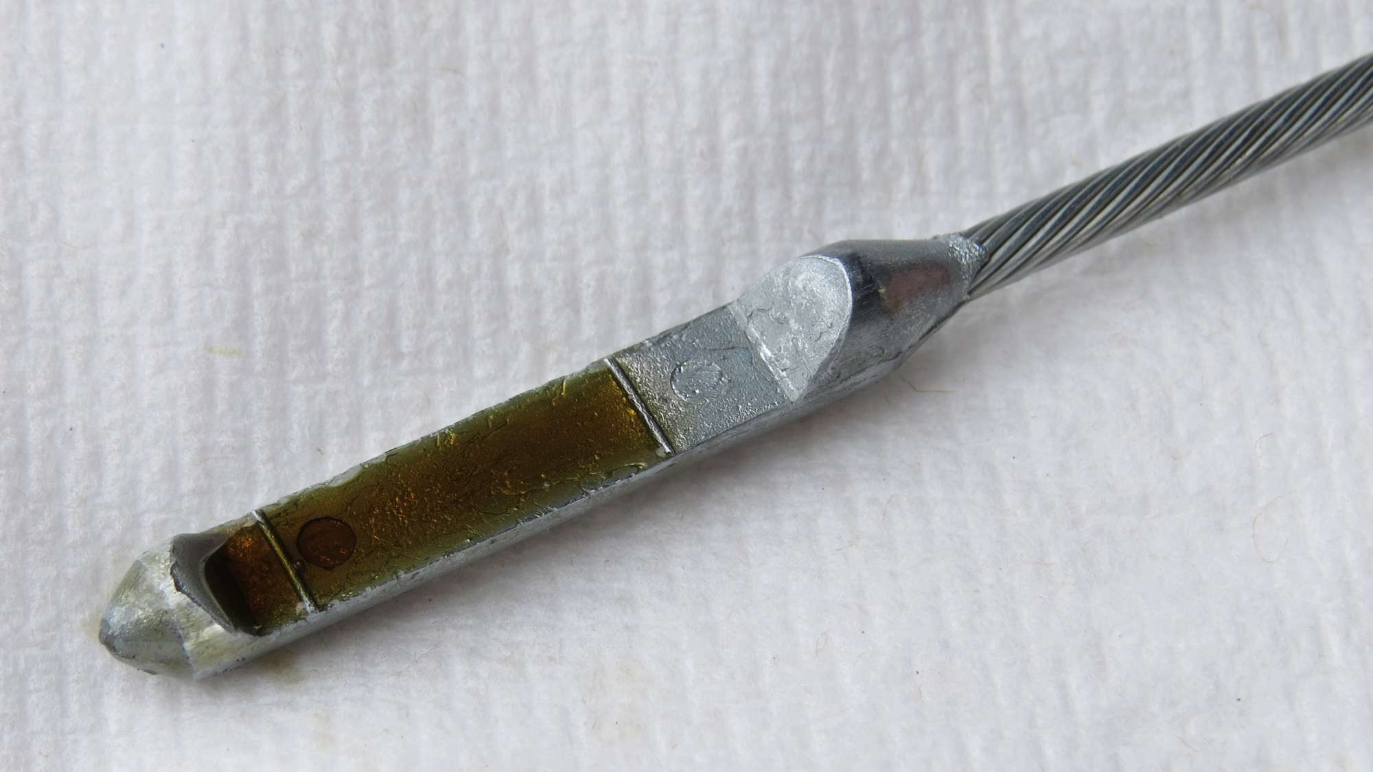 CHECK ENGINE OIL | CASTROL AUSTRALIA