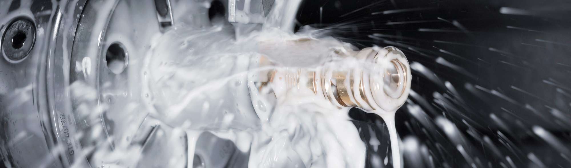 Soluble Cutting Fluids for Machining | Castrol® USA