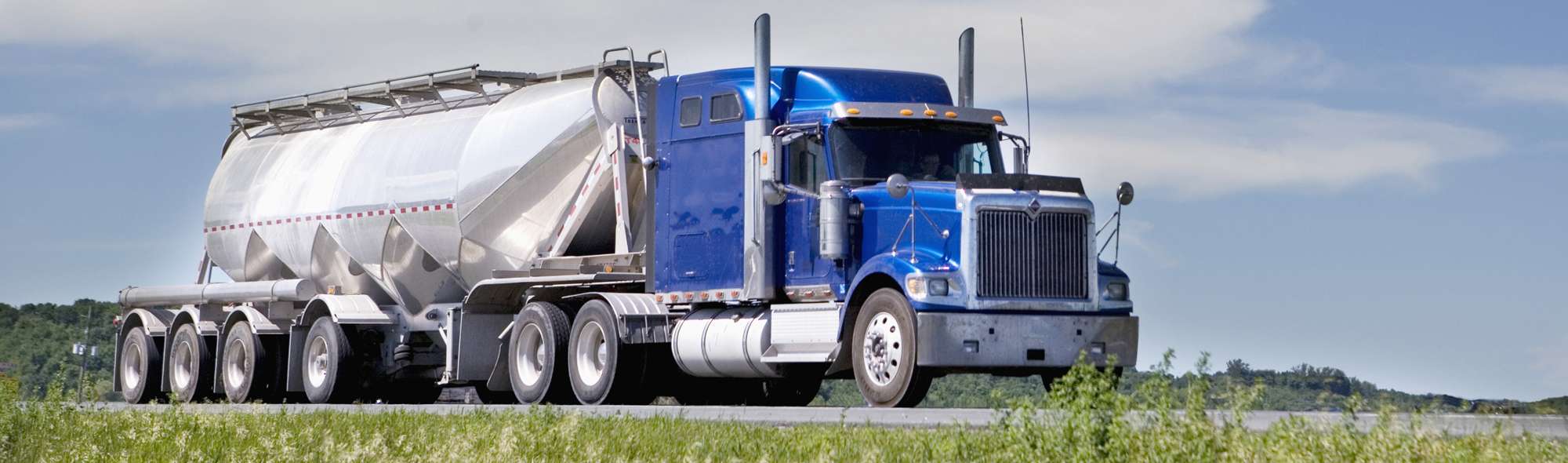 Trucking Lubricants & Engine Oil for Fleets | Castrol® USA